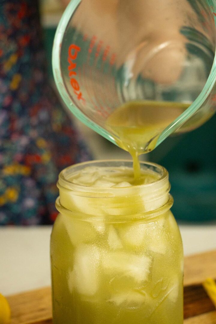 🍋 Matcha Lemonade (Starbucks Copycat)