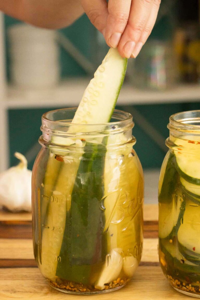 No-Cook Refrigerator Pickles 🫙🥒